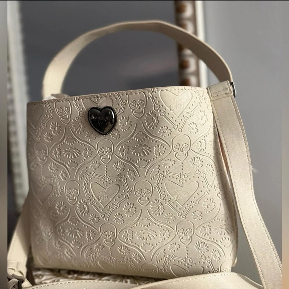 Betsey Johnson | Bags | Betsey Johnson Xo Skull Embossed Crossbody Bag ...